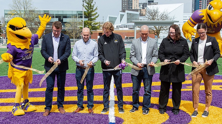 Laurier Alumni - Community Home